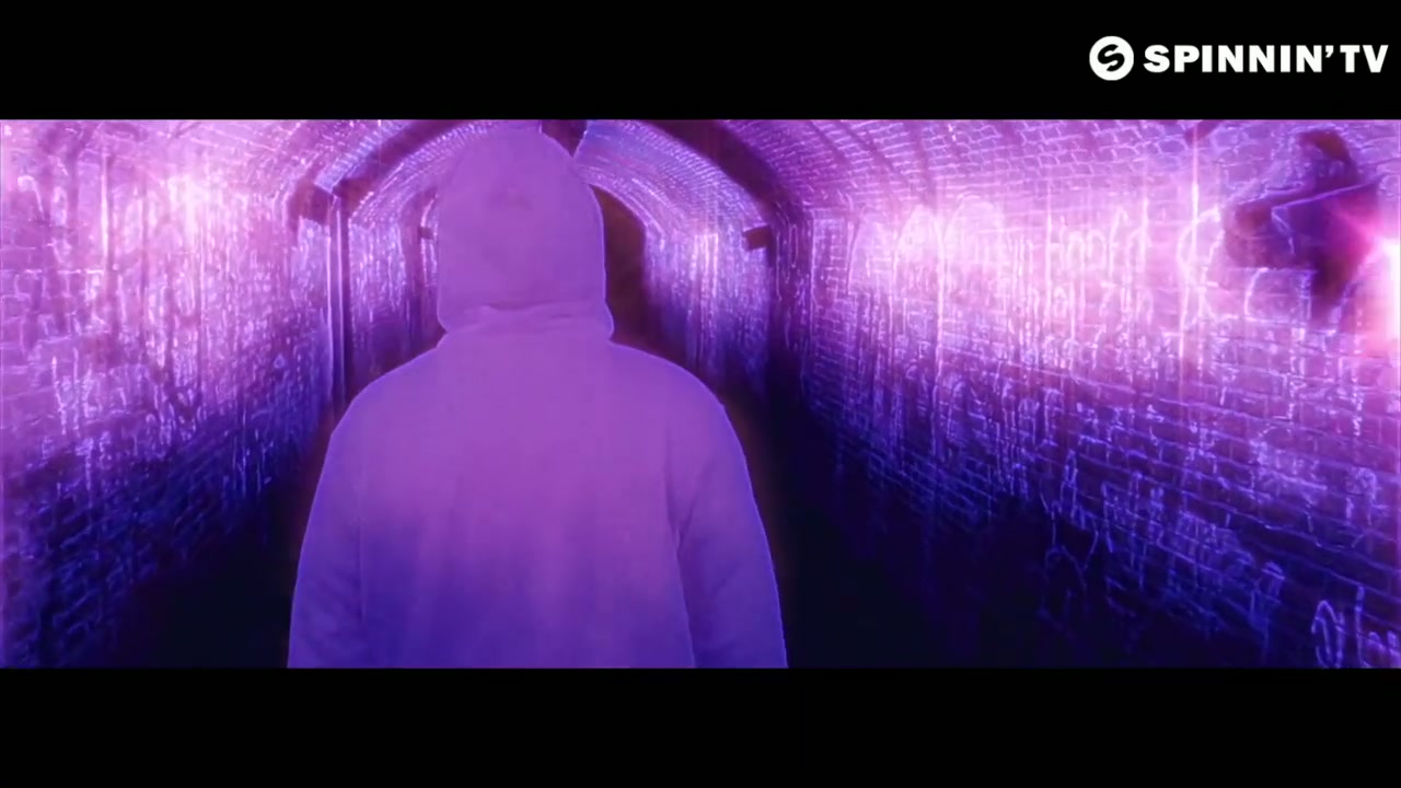 Клип: Ronko - Four To The Floor скачать, смотреть онлайн | Youix.com